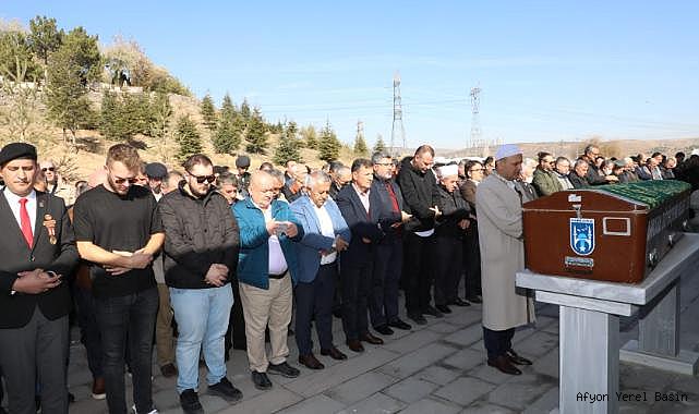 Garnizon Komutanı Tuğg.Osman ALP in Babası Ali ALP, Dualar ile son ...